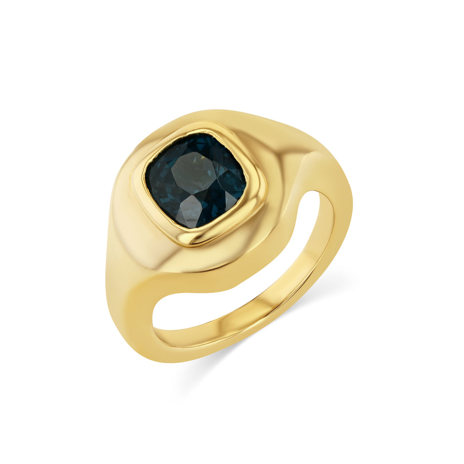 GARNET SIMONE BIRTHSTONE RING | Starling Jewelry